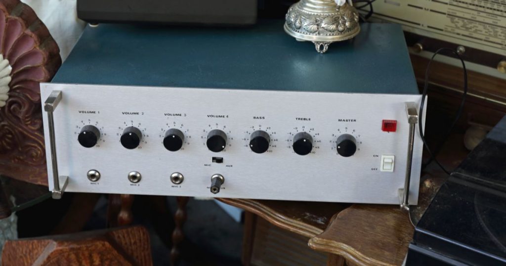 Advice On How To Repair An Amplifier With No Sound